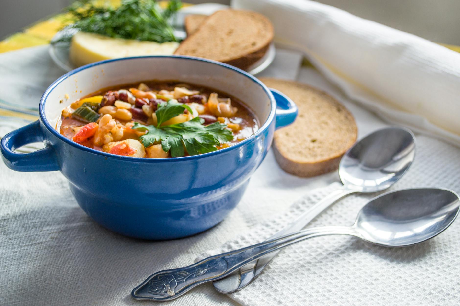 Following a recipe: Making vegetable soup – ESL Directions